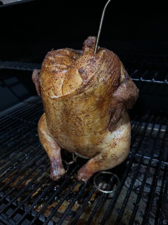 Drunken Chicken (Beer Butt Chicken) - backyardtexasgrill.com